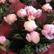 Debbie Western Flowers - London's Real Local Florist 020 7231 9827